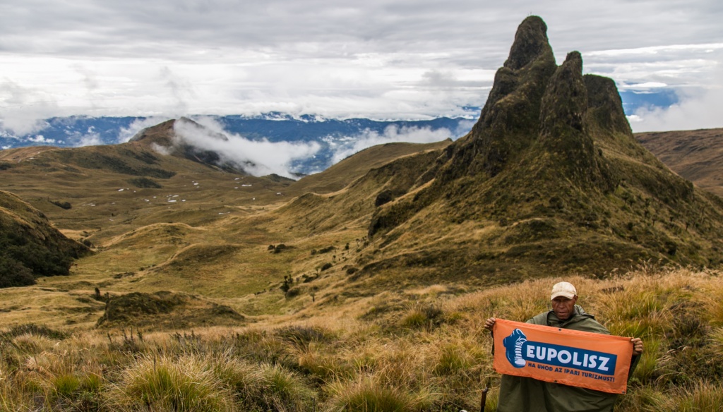 4367 m - Mount Giluwe (v7s) - Eupolisz.hu